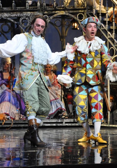 Yalancı | tiyatrolar.com.tr